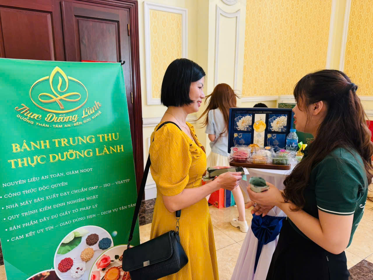 BÁNH TRUNG THU BEHAPY – LAN TỎA GIÁ TRỊ SỐNG KHỎE CÙNG THỰC DƯỠNG LÀNH - Behapy